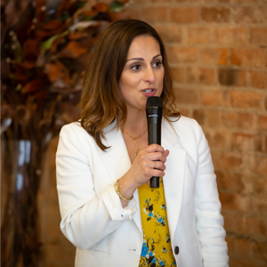 Farnoosh - Personal Finance Expert